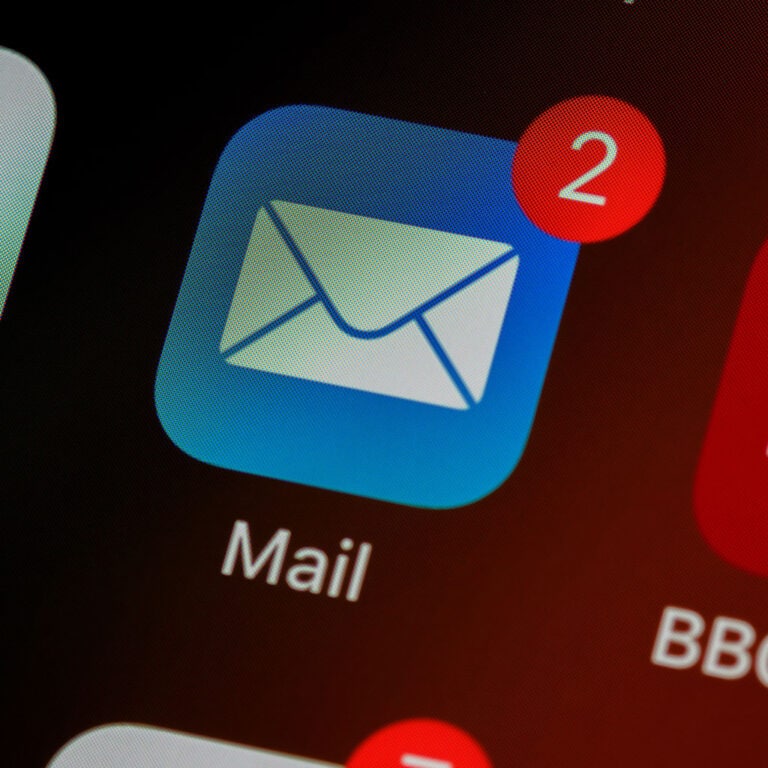 How To Attach A Photo To An Email On IPad OurDeal co uk